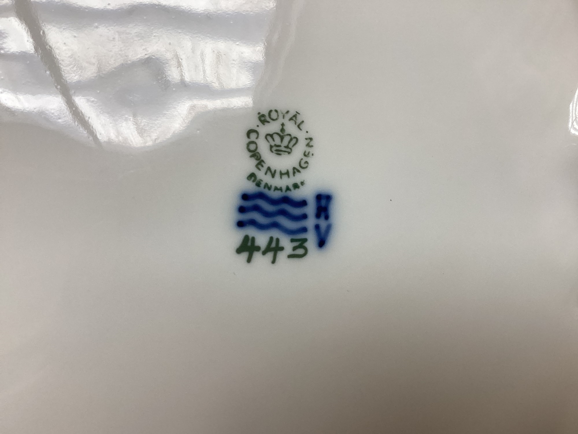 Royal Copenhagen | Royal Copenhagen model of a fox with cub, no. 443 | MutualArt