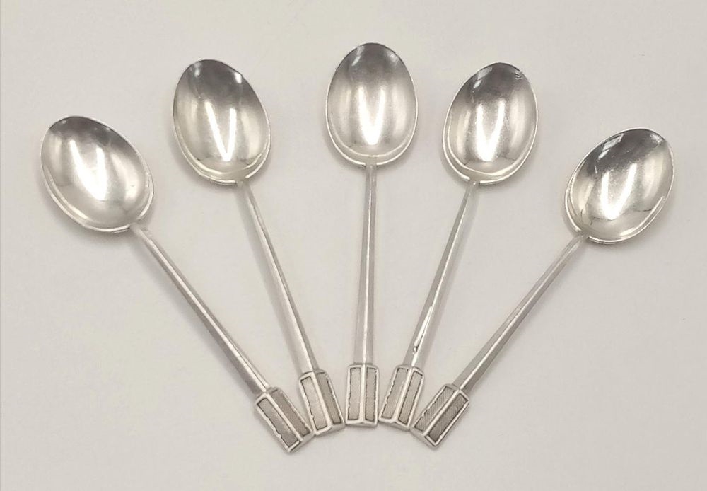 Sterling | A set of 5 vintage sterling silver sugar (1947) | MutualArt