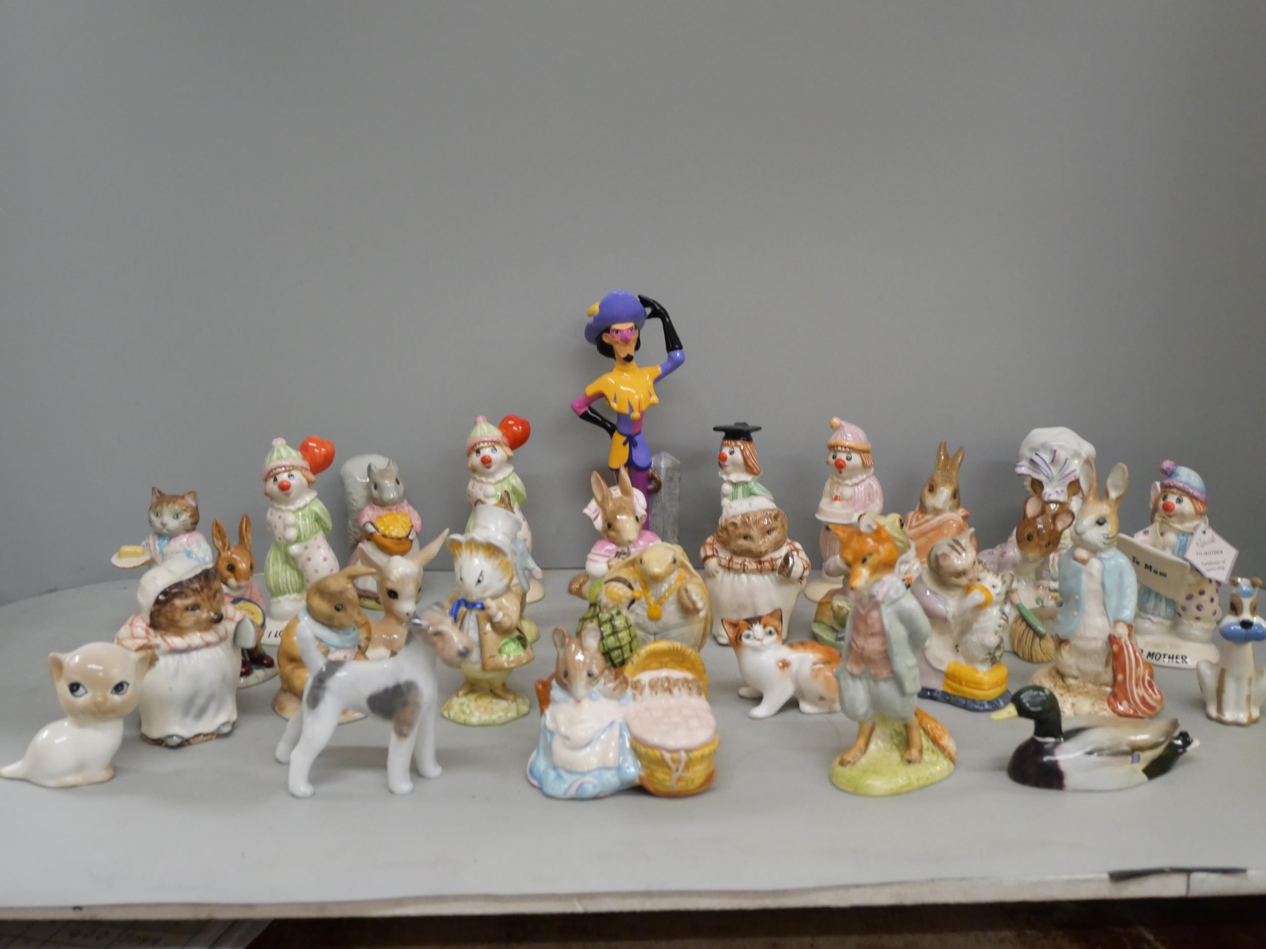 Royal Doulton | A collection of Beswick | MutualArt