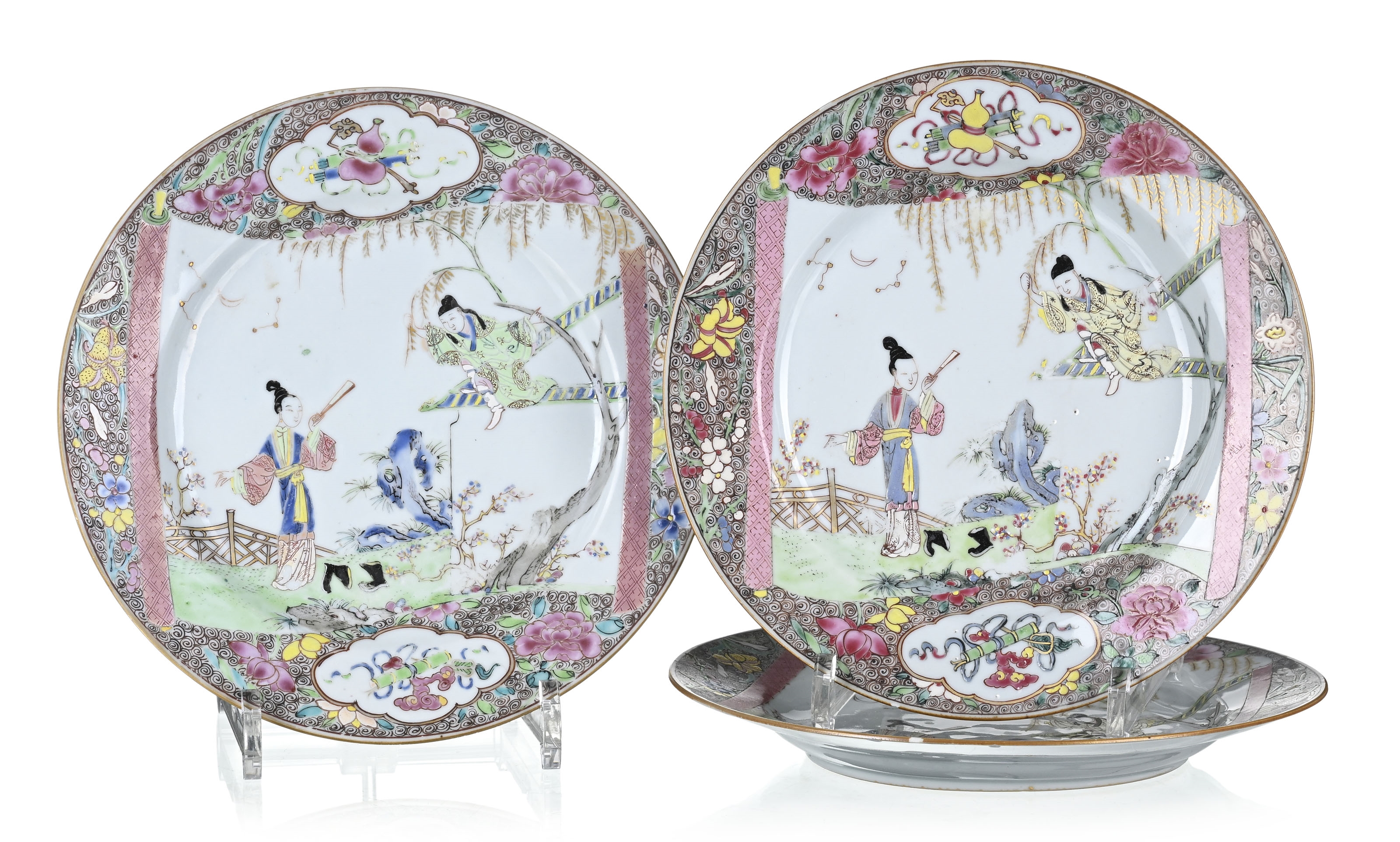 Zhang Sheng | Ensemble de 3 assiettes en porcelaine famille rose, Chine ...