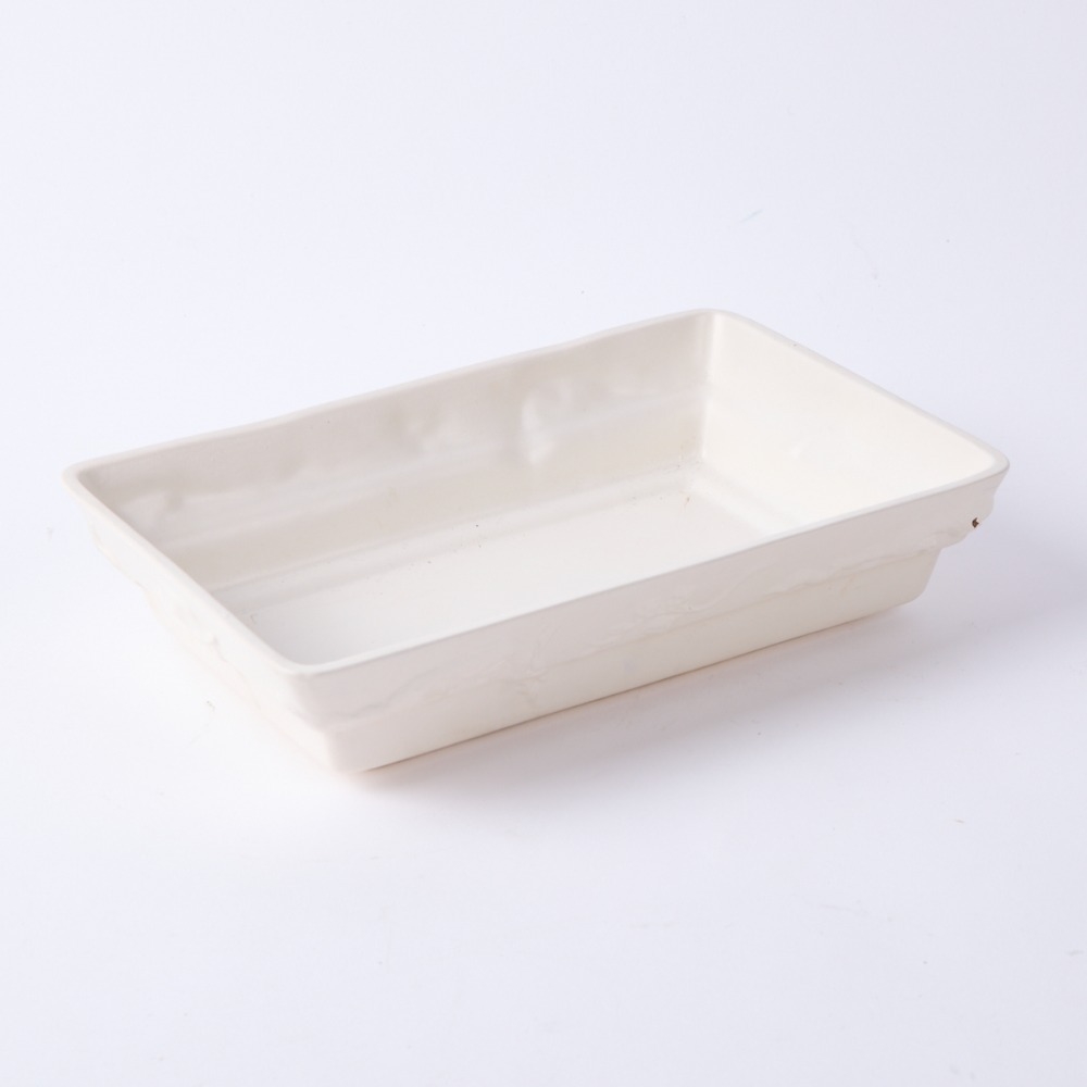 Crown Lynn | A Crown Lynn Cream Dragon Bonsi Dish | MutualArt
