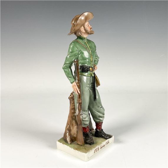 Capodimonte Porcelain | Capodimonte Porcelain Figurine, Infantry CSA ...