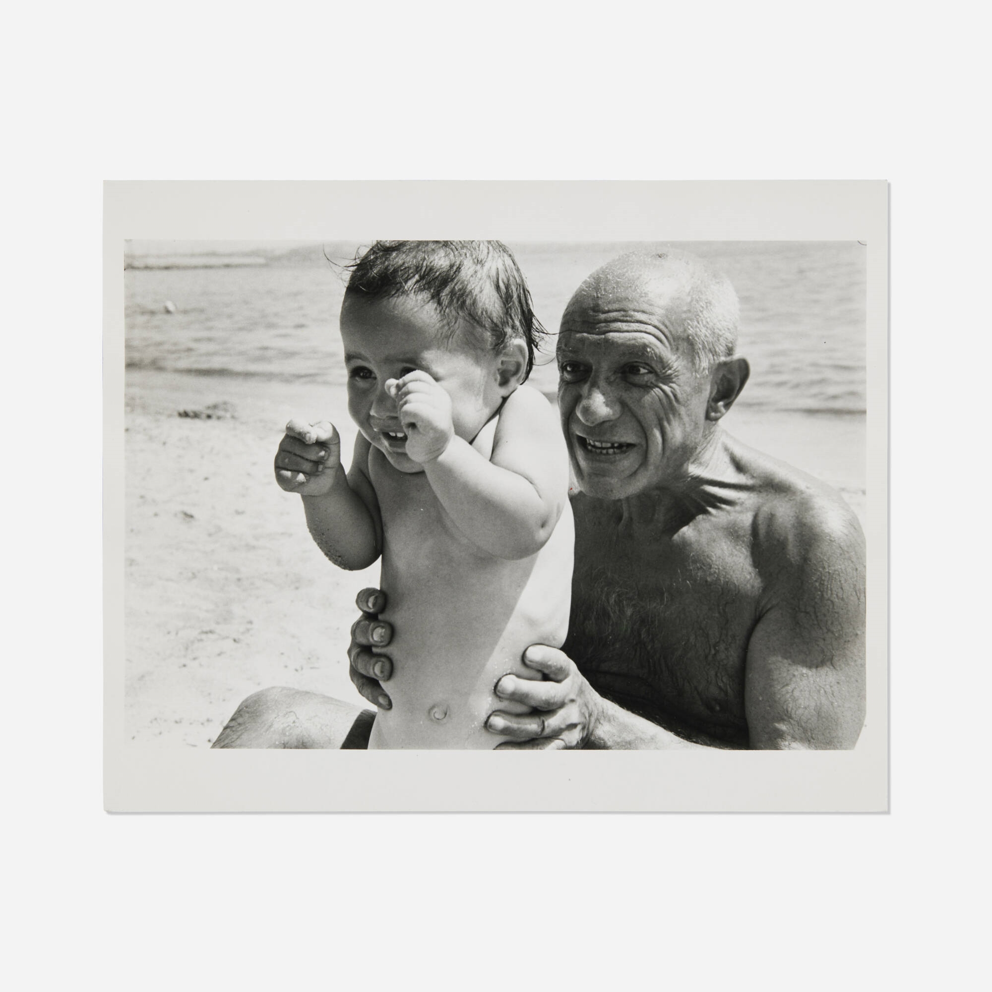 Robert Capa | Pablo Picasso and his son Claude at the beach, Golfe-Juan ...