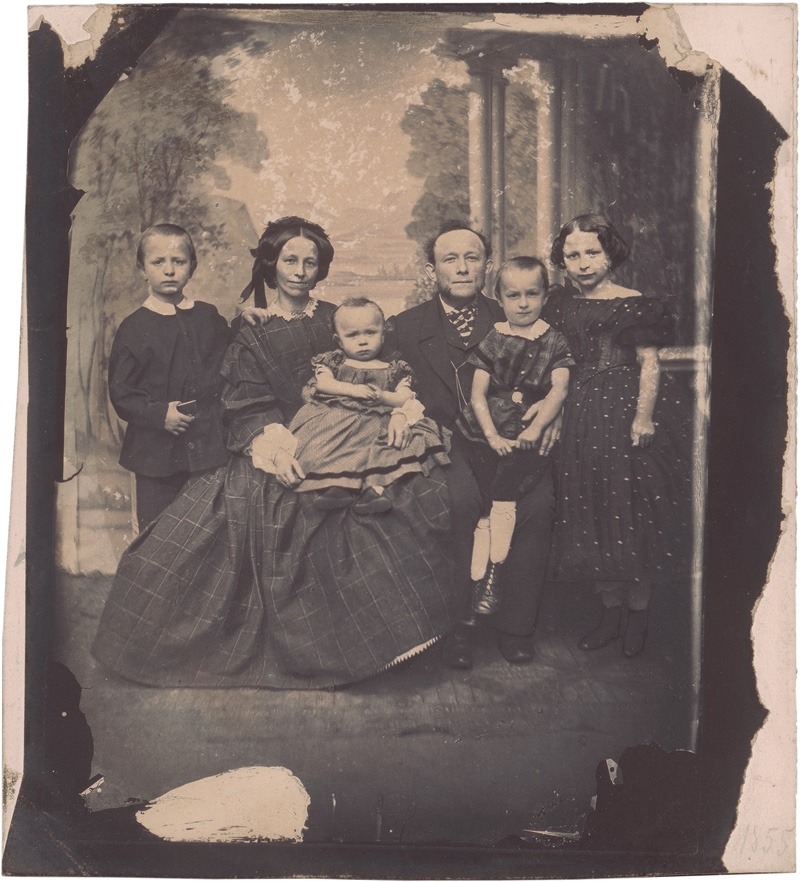 Numa Blanc | Group portraits | MutualArt