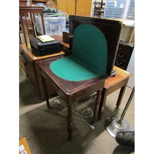 Victorian Fold Over | VICTORIAN FOLD OVER CARD TABLE | MutualArt