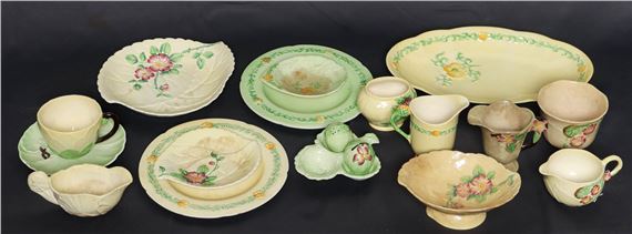 Carlton Ware | A large bundle of vintage Carlton Ware (England) ceramic ...