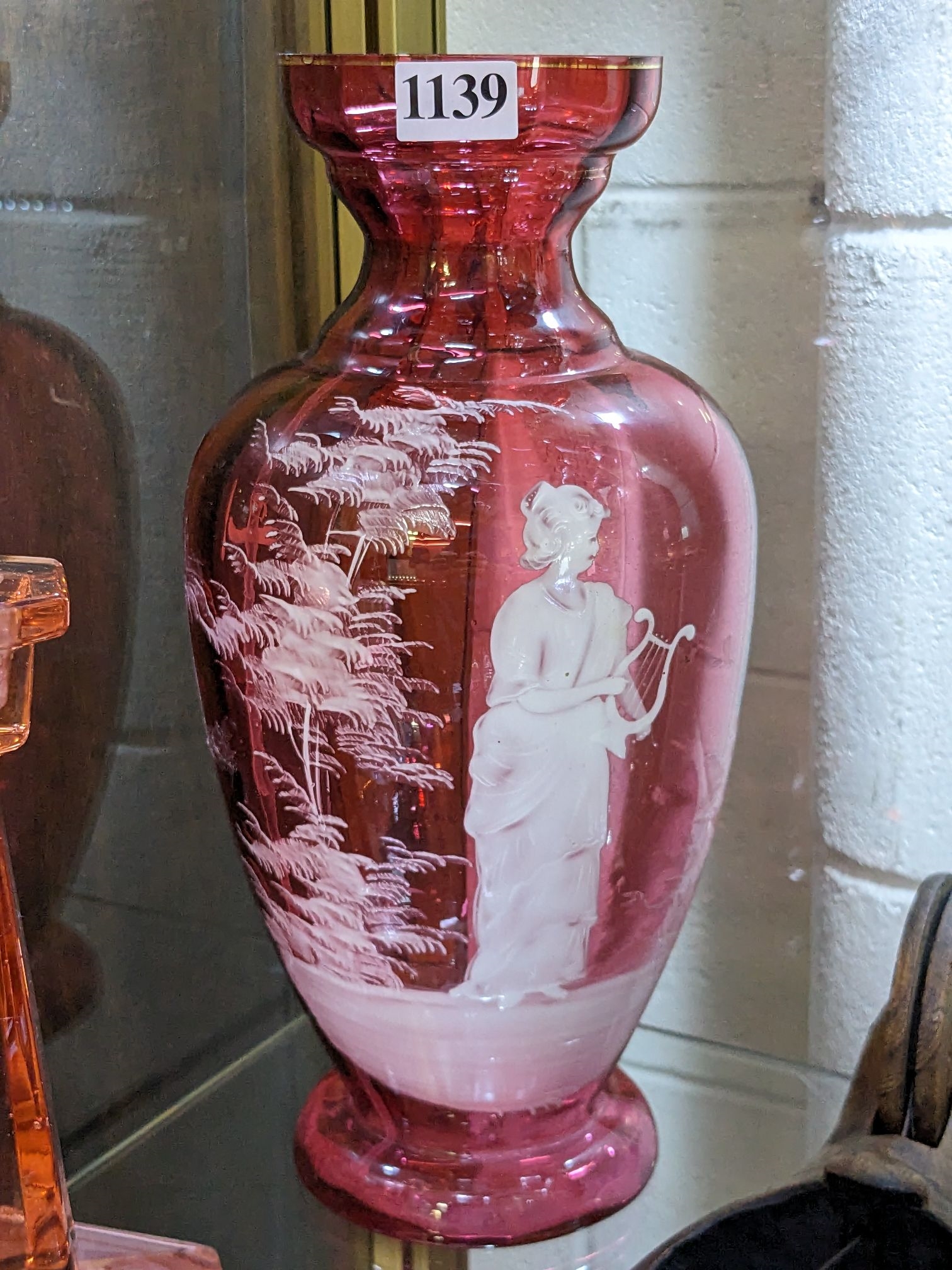 Mary Gregory | MARY GREGORY GLASS VASE | MutualArt