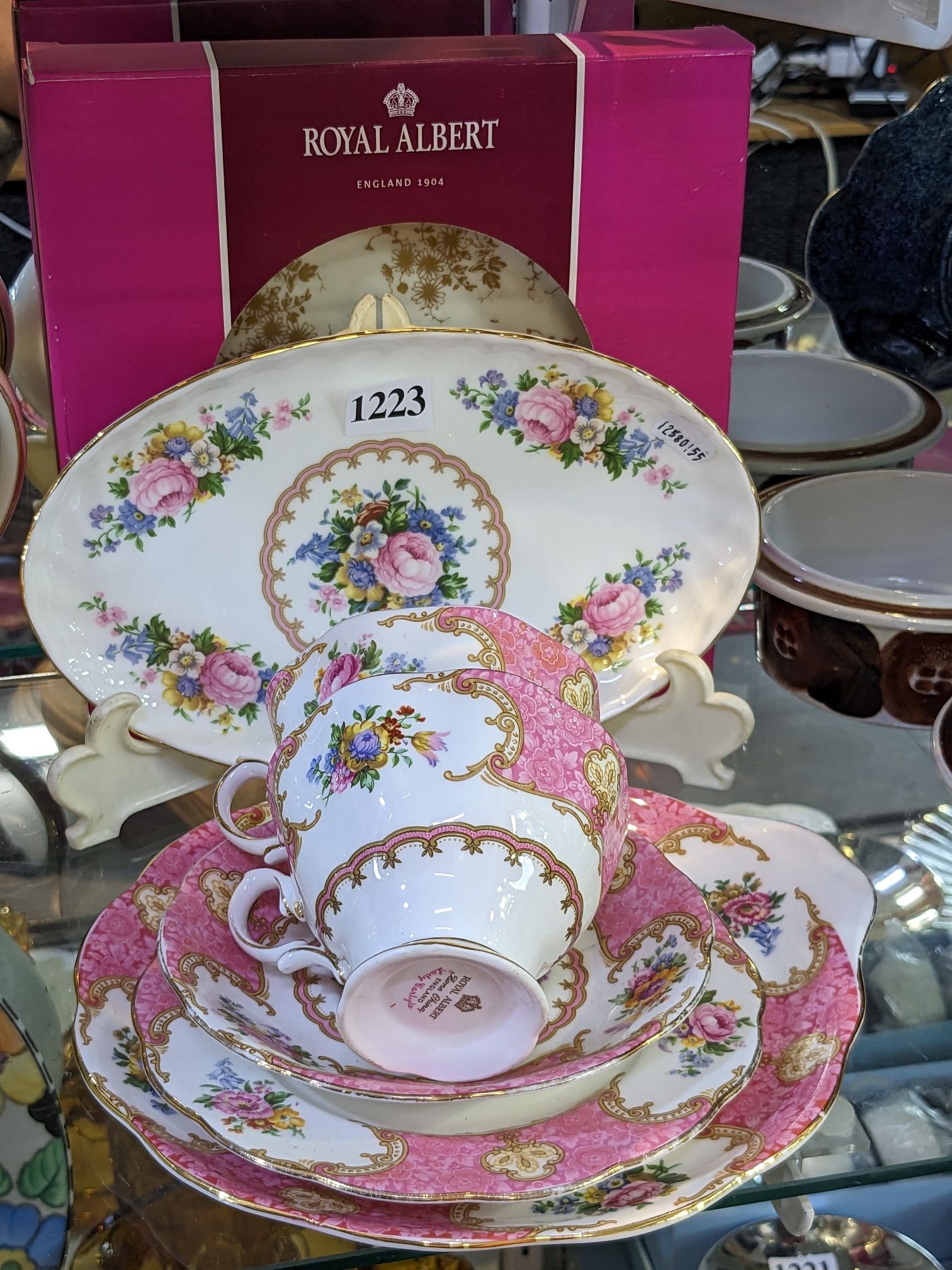 Royal Albert | ROYAL ALBERT CHINA | MutualArt
