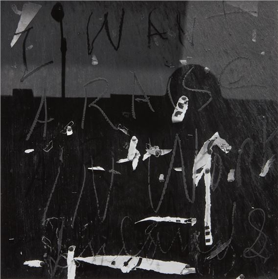 Aaron Siskind | Chicago 224 | MutualArt