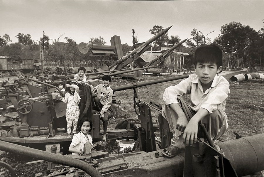 Philippe Rochot | Hanoi (1993) | MutualArt