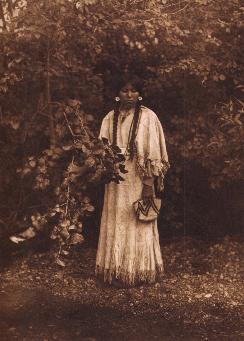 Edward S. Curtis | EDWARD S. CURTIS (1905) | MutualArt