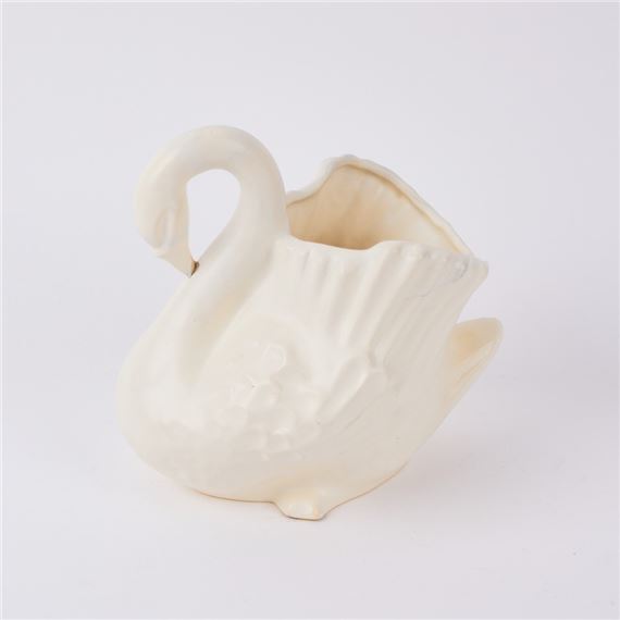Crown Lynn | A Rare Male Crown Lynn Swan #170 A/F | MutualArt