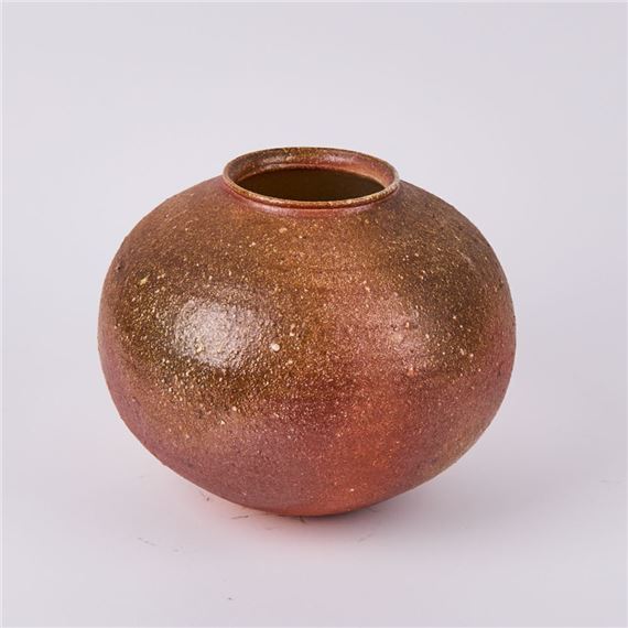 Estelle Martin | A Large Estelle Martin Anagama Ovoid Vase, c1986 (1986 ...