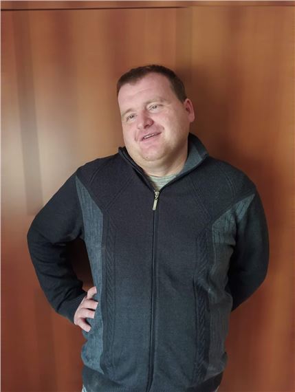 Grzegorz Dutka | Finally Green! | MutualArt