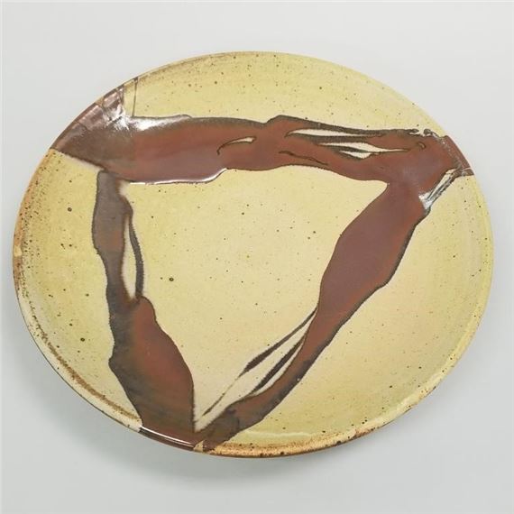 Warren MacKenzie | Warren Mackenzie large decorated platter | MutualArt