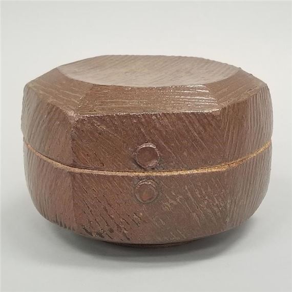 Warren MacKenzie | -piece button box | MutualArt