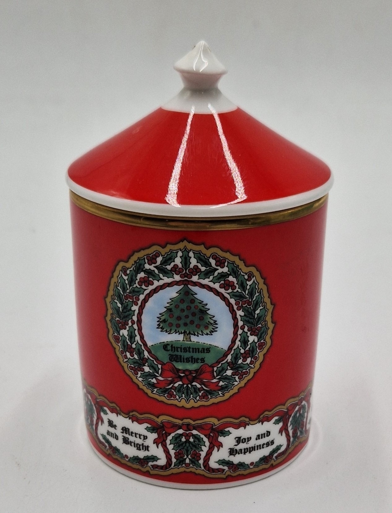 Halcyon Days | HALCYON DAYS LIDDED CANDLE HOLDER | MutualArt