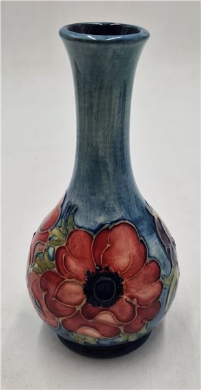 William Moorcroft | MOORCROFT 15cm VASE | MutualArt