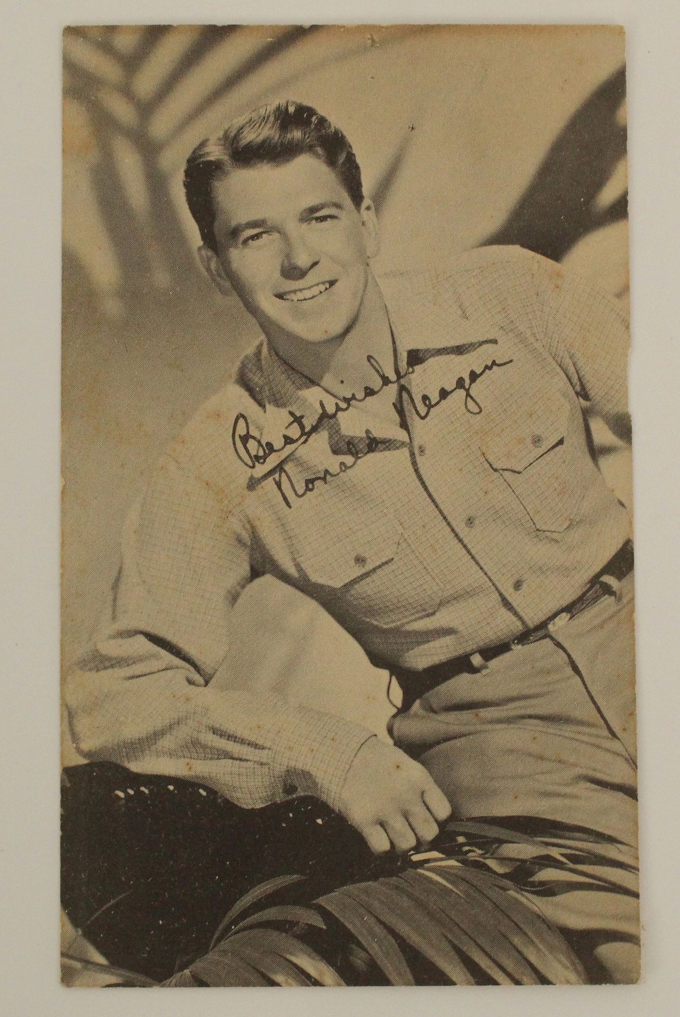 Ronald Reagan | Autograph of Ronald Reagan and Photo | MutualArt