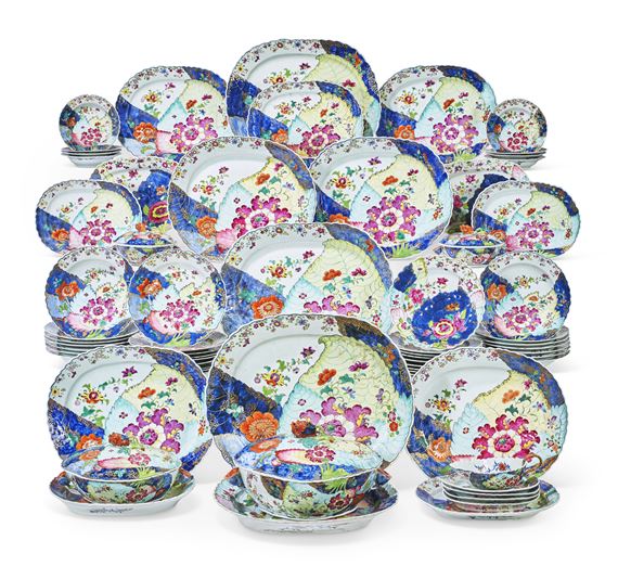 Qianlong Period | QIANLONG PERIOD (Circa 1775) | MutualArt