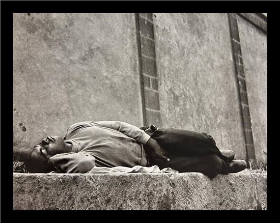 Manuel Álvarez Bravo | THE DREAMER (20th Century) | MutualArt