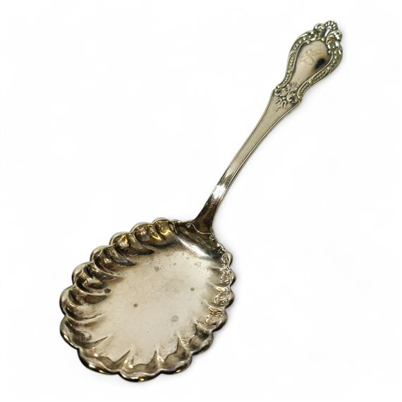 Sterling | BEAUTIFUL ANTIQUE STERLING SILVER VICTORIAN SHELL SHAPED ...
