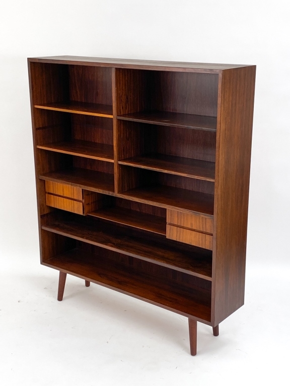 Gunni Omann | GUNNI OMANN FOR OMANN JUN ROSEWOOD BOOKCASE (Circa 1960 ...