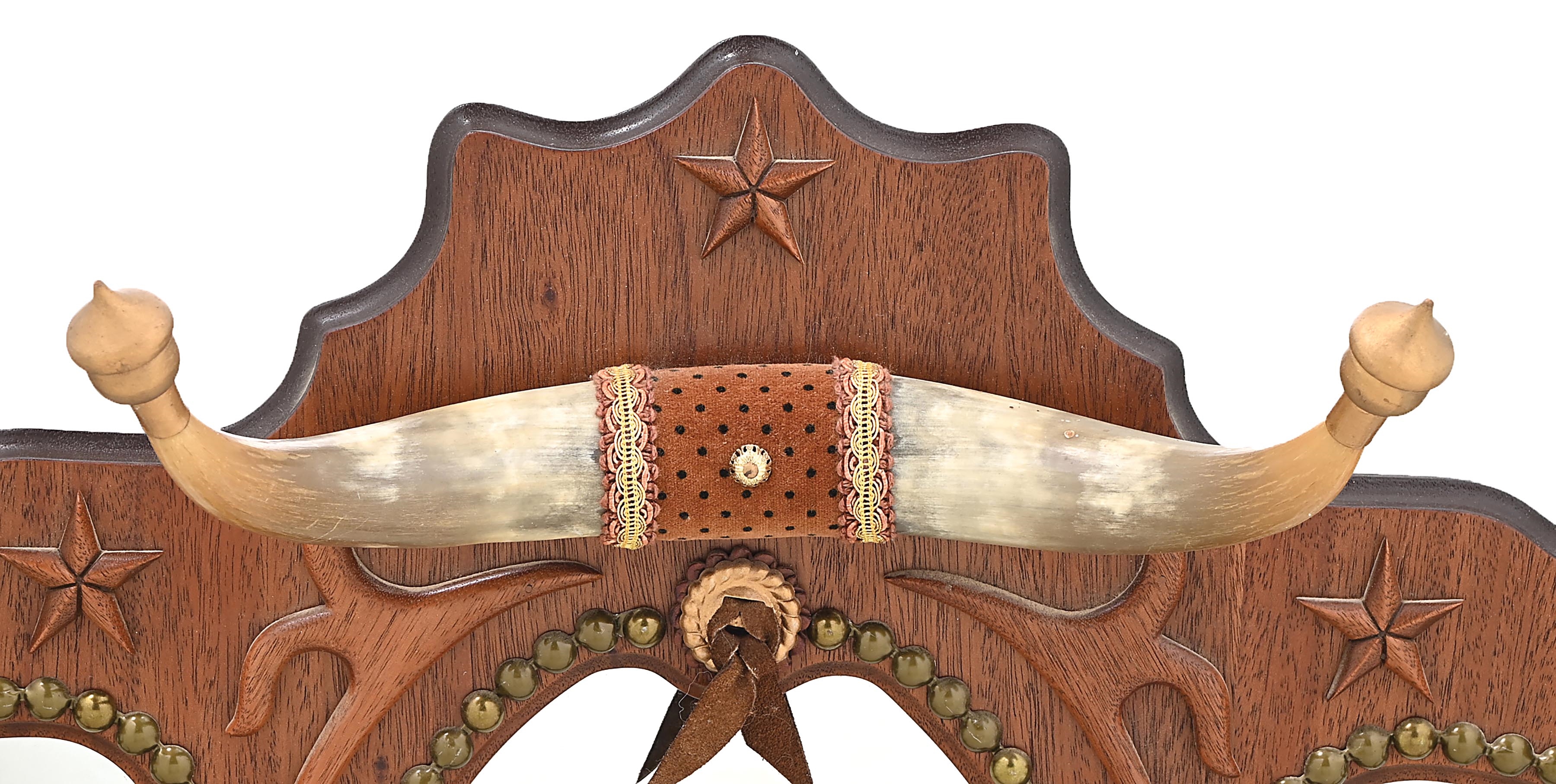 Alan Rogers | A Texas themed wall hanging horn rack with 3 part mirror ...