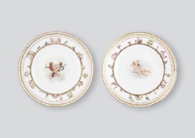 Meissen | Various Capo di monte style plates (1924) | MutualArt