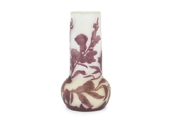 Gallé | Vase with design of Gilly flower | MutualArt