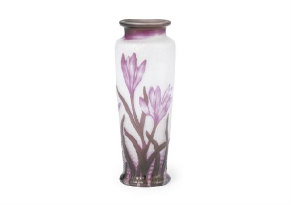 Daum Frères | Vase with design of Crocus | MutualArt