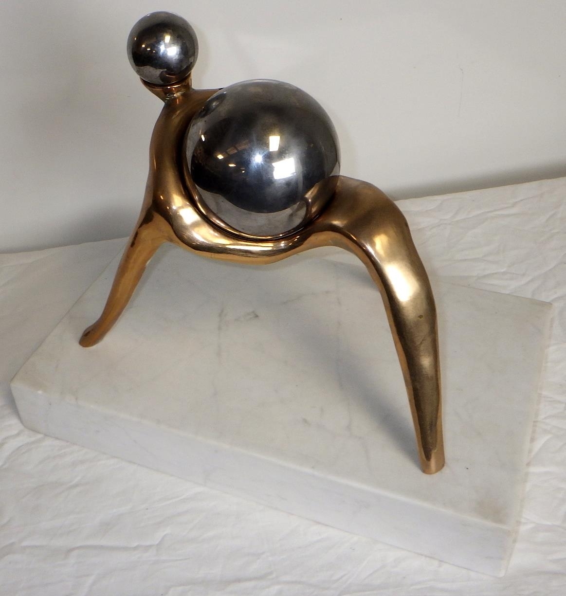 Michael Benn | Lady in Waiting | MutualArt