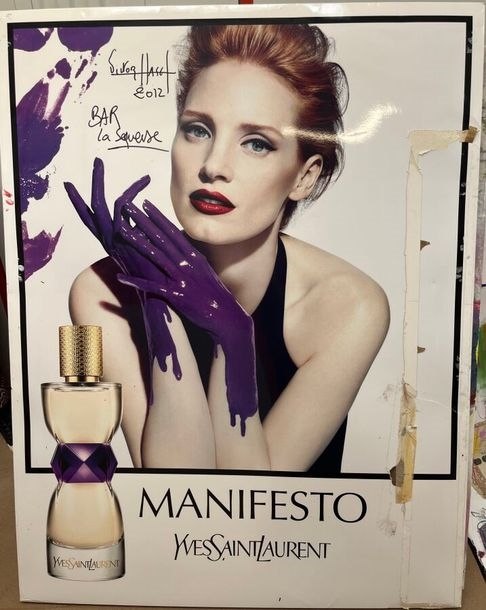 Victor Hasch | Bar / La serveuse (2012) | MutualArt