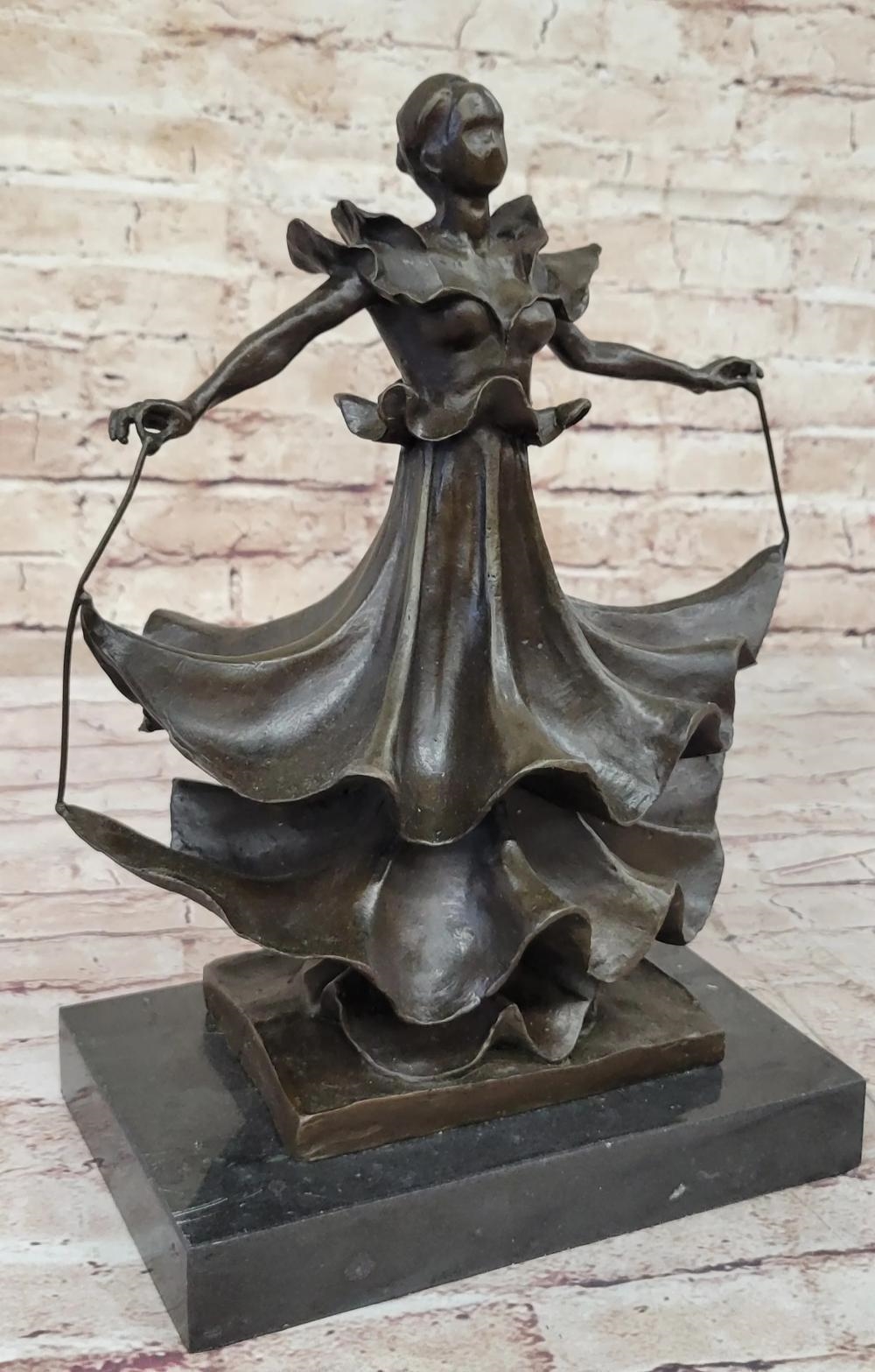 Salvador Dalí | DALINIAN DANCER MUSEUM QUALITY STATUE | MutualArt