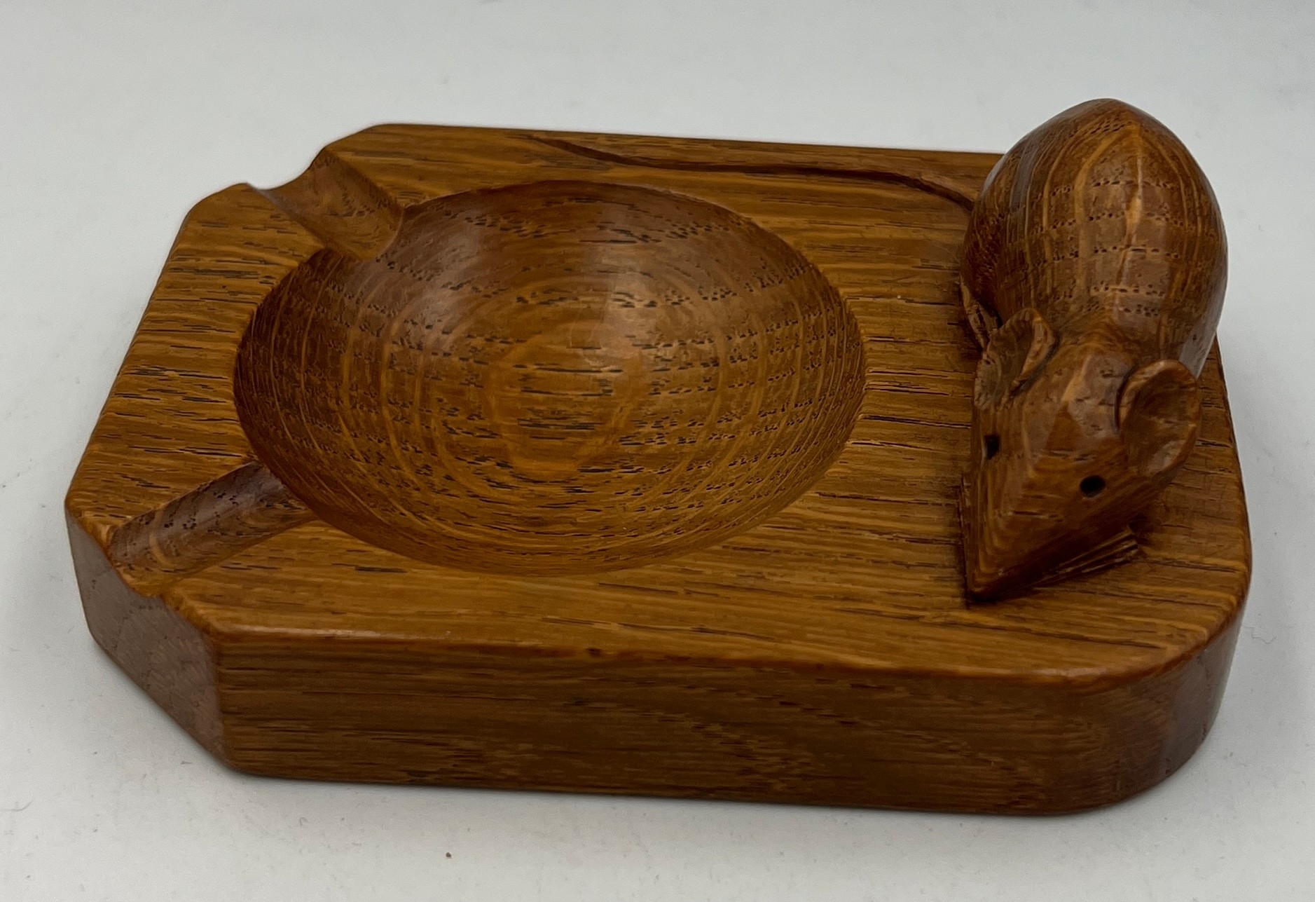 Robert Thompson | Mouseman ashtray | MutualArt