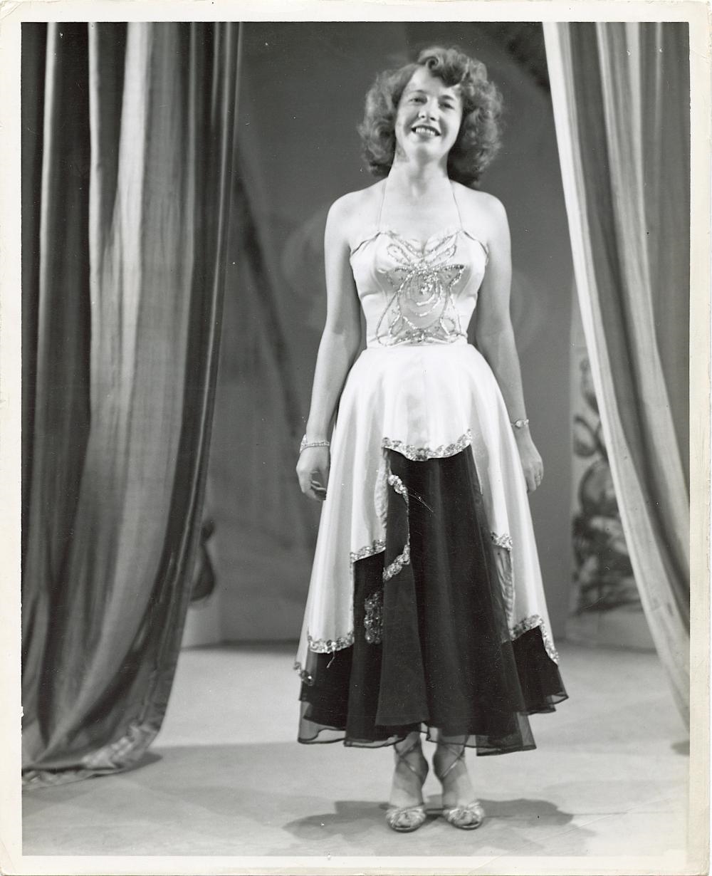 Bunny Yeager | Vintage Photo Archives BUNNY YEAGER Historical American ...