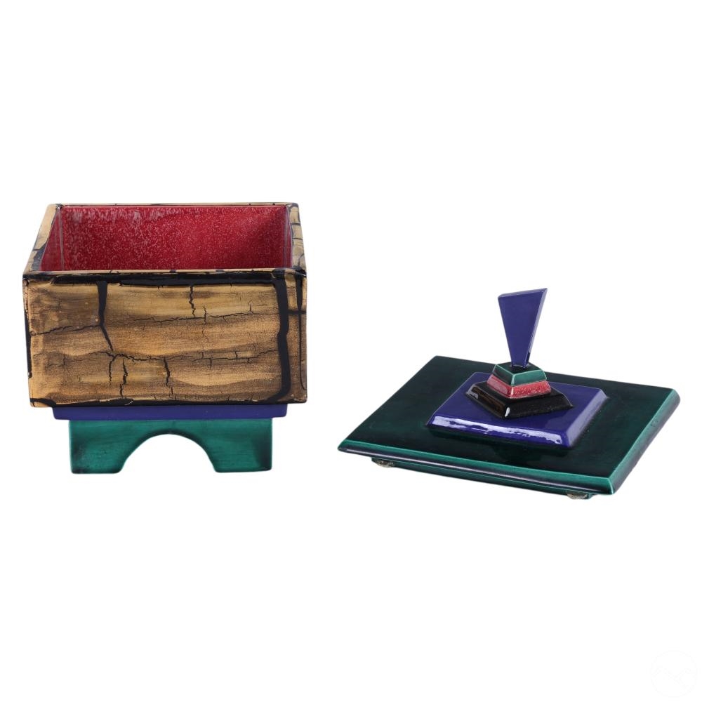 Masuo Ojima | Masuo Ojima b.1949 Modern Studio Art Pottery Box | MutualArt