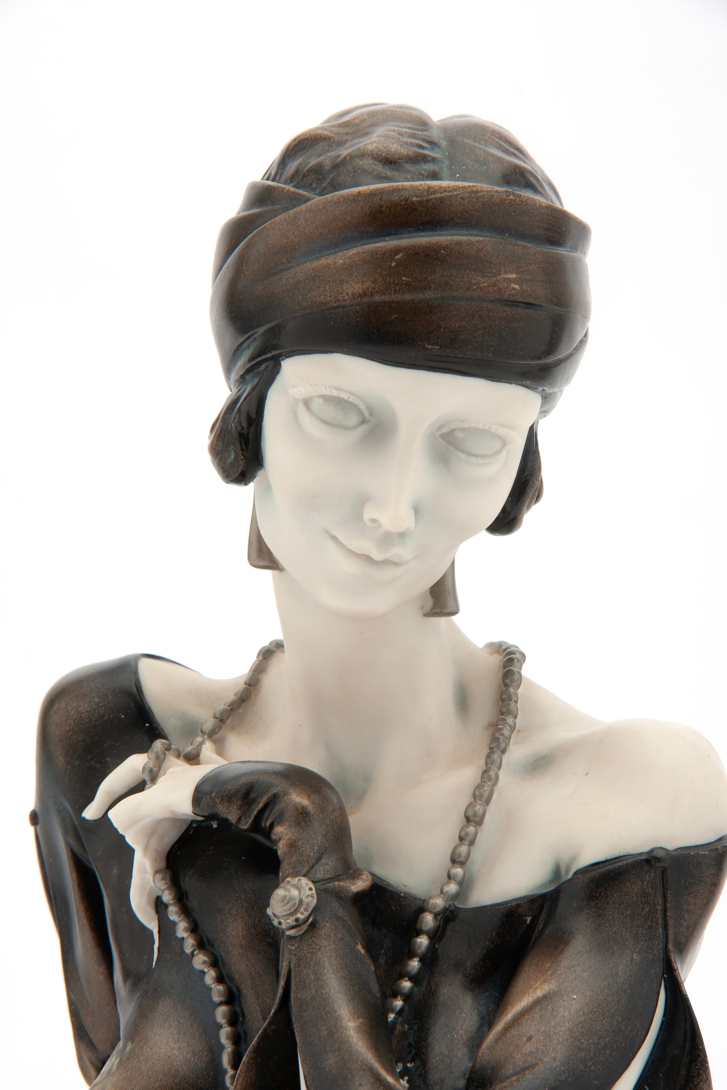 Giuseppe Armani | A GIUSEPPE ARMANI CAPODIMONTE FLAPPER GIRL PORCELAIN ...