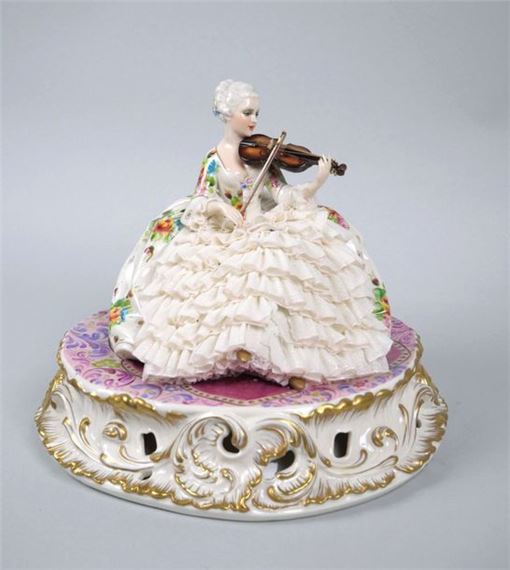 Luigi Fabris | Elegant woman with violin | MutualArt