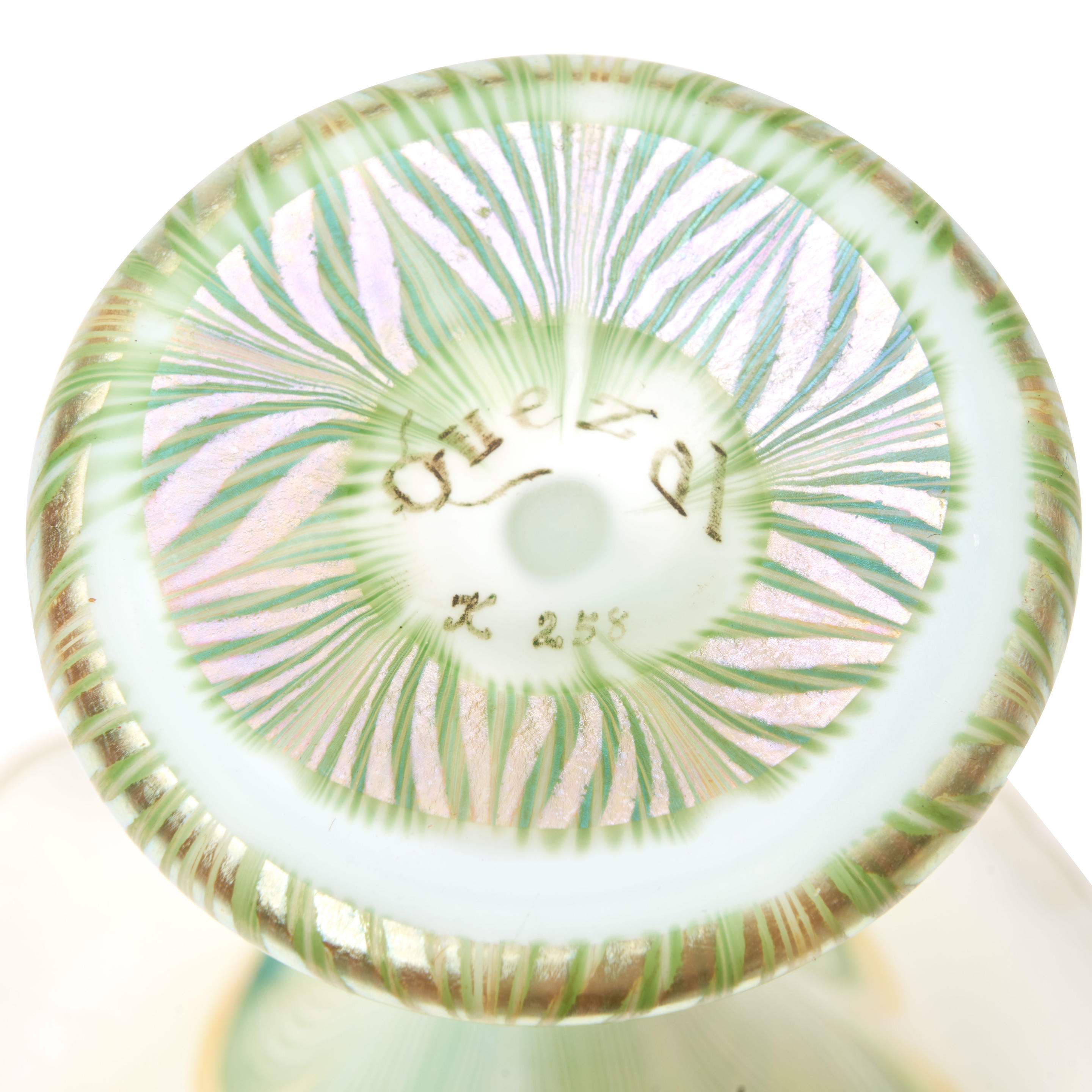 Quezal Art Glass & Decorating Co. | QUEZAL PULLED-FEATHER VASE (1910 ...