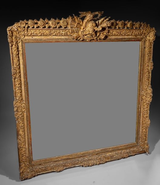 Large | Very large rectangular frame in gilded wood, carved with ova ...