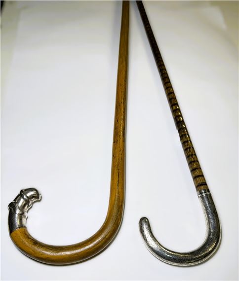 Silver | A 20th Century walking cane with engraved silver loop handle ...