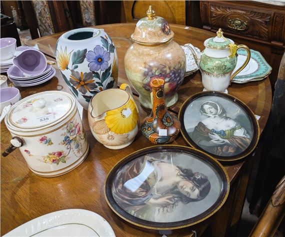 DeVon Stanfield | A Crown Devon biscuit barrel; a covered vase ...