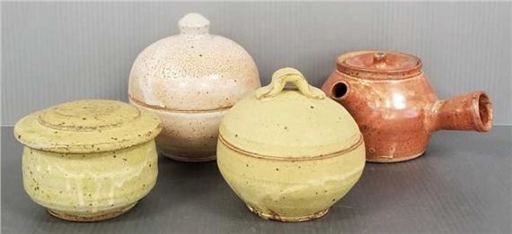 Warren MacKenzie | 4 Warren Mackenzie covered / lidded pottery pieces ...