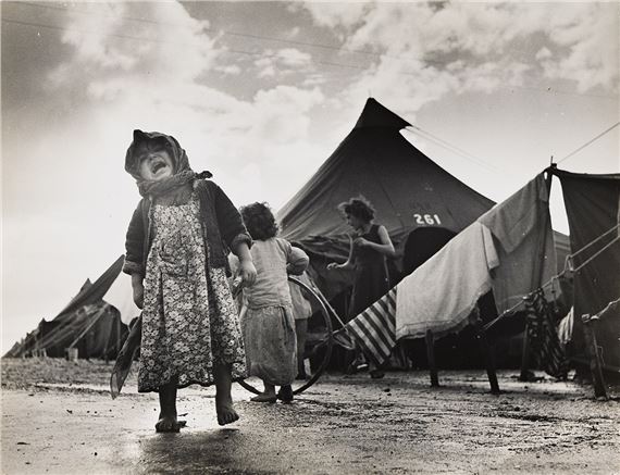Robert Capa | Israël (1948) | MutualArt