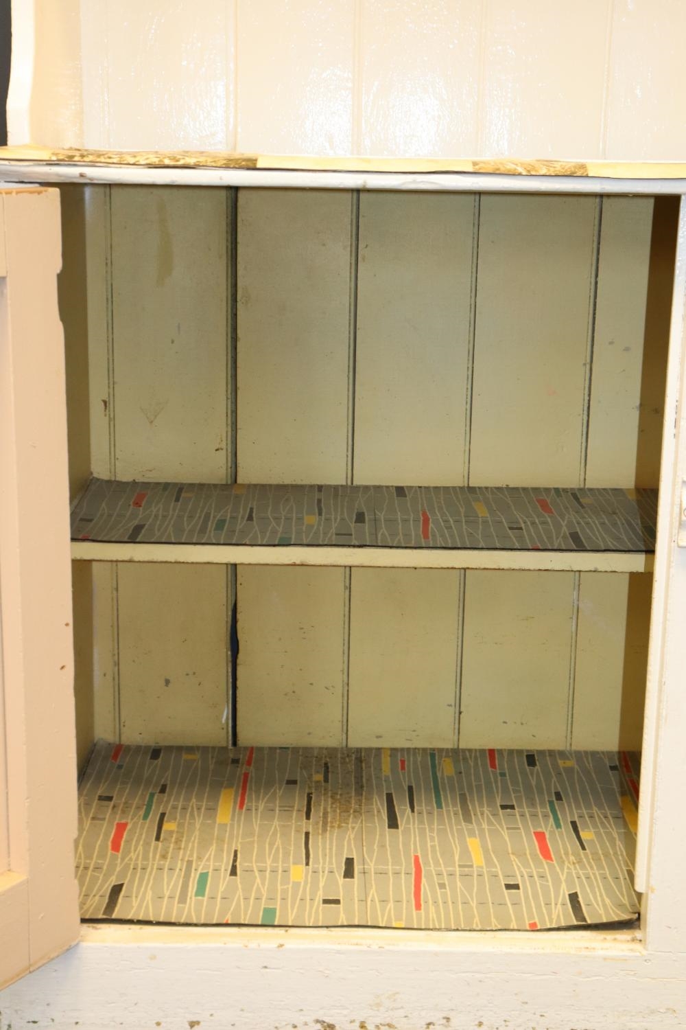 Hutch | PAINTED WHITE PINE HUTCH | MutualArt