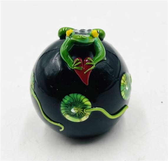 Steven | Vintage Studio Glass Frog Paperweights by Steven Correia ...
