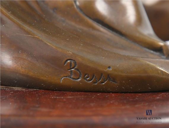 Giuseppe Bessi | The kneeling oriental dancer | MutualArt