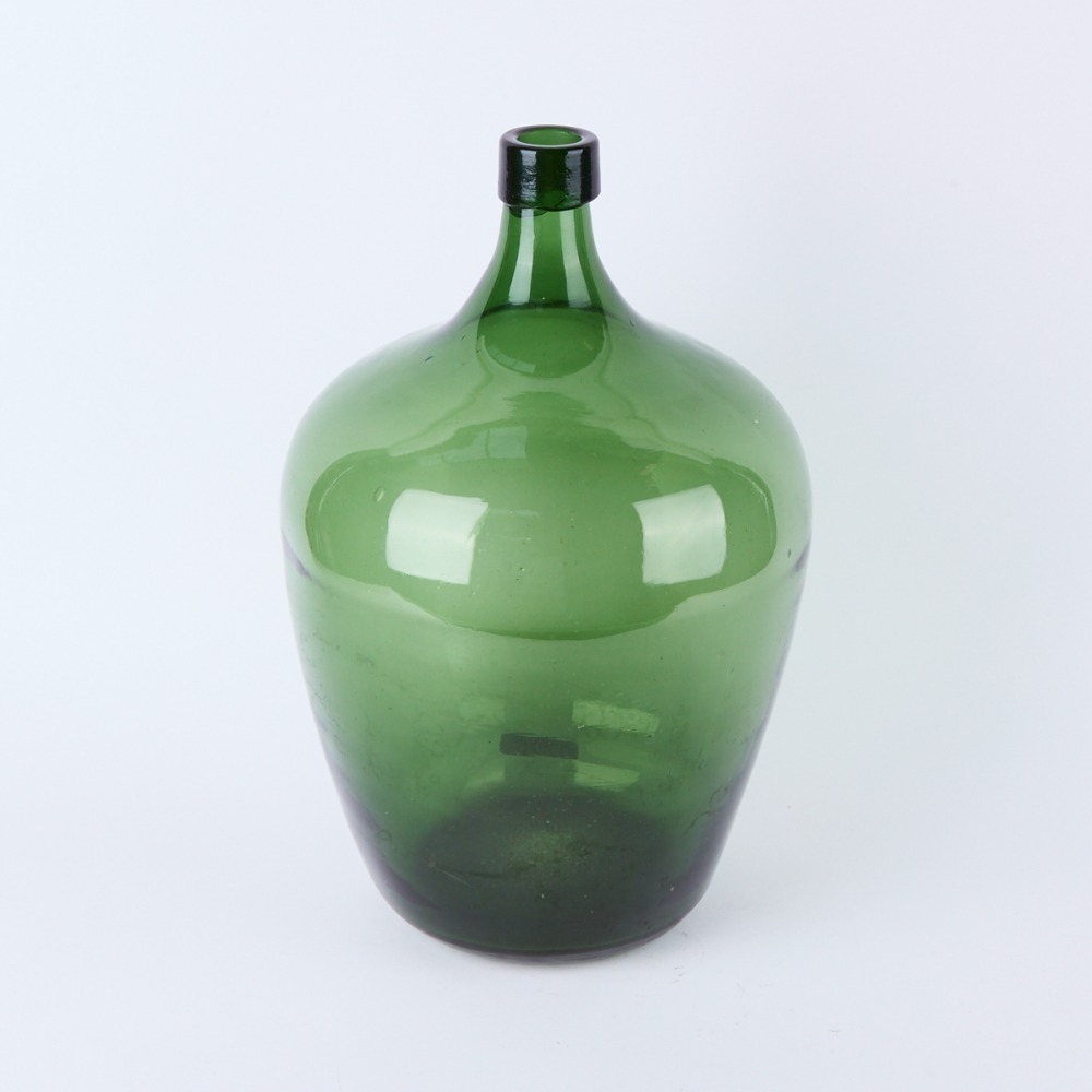 Green | A Brilliant Large Green Glass Vessel | MutualArt