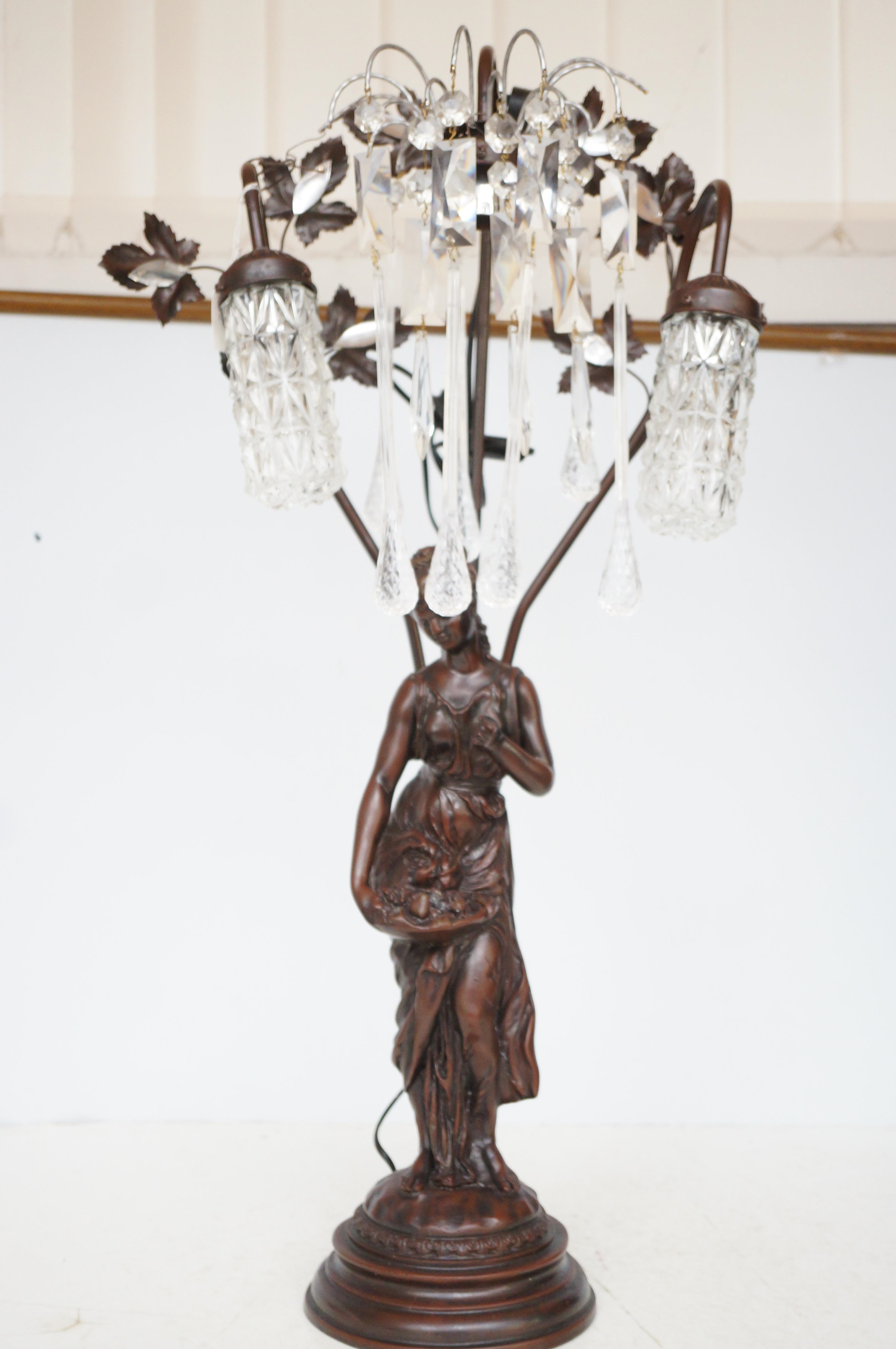 Large | Large bronzed resin lamp Height 82 cm | MutualArt